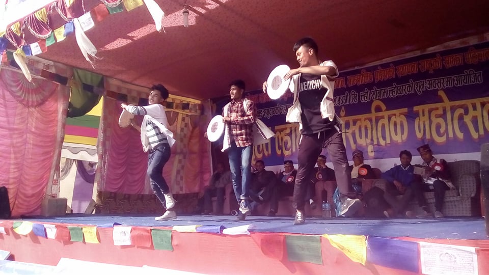 » सर्लाहीको हरिवनमा यसरी सुरु भयो वृहत ल्होछार साँस्कृतिक महोत्सव